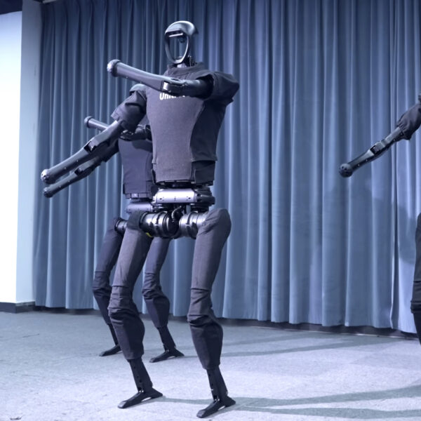 Writer Fuel: Chinese Scientests Create Fastest Walking Humanoid Robot ...