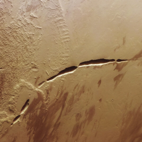 Writer Fuel: New Mars Express Photos Reveal Grand Canyon Sized “Scar ...